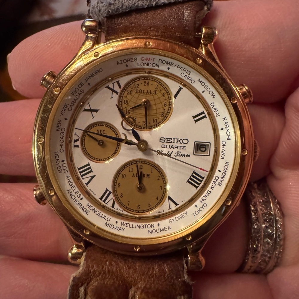 Seiko Quartz World Timer Gold Tone Vintage Watch - Gem